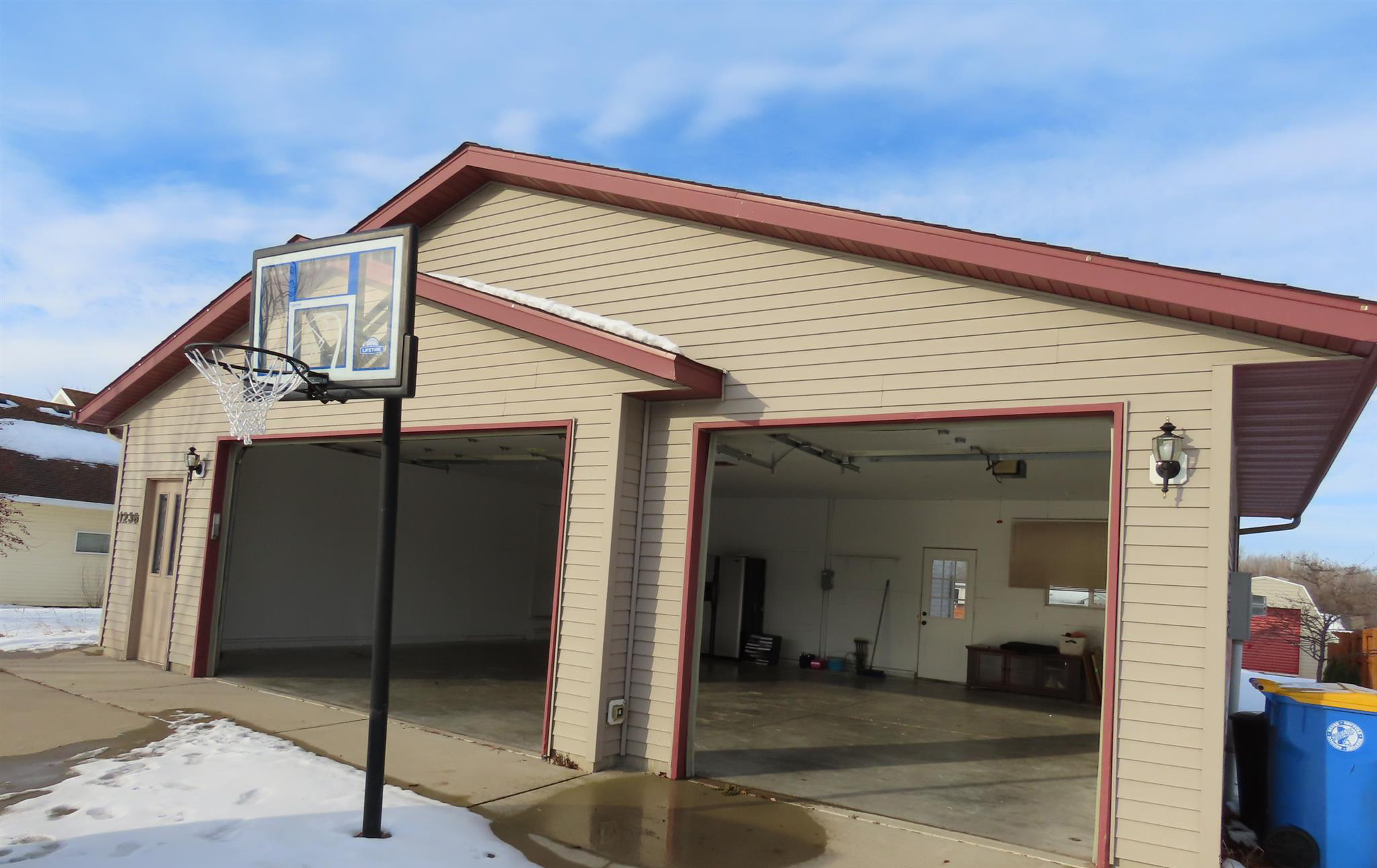 Garage Inspection - Home Inspectors Burnsville, MN